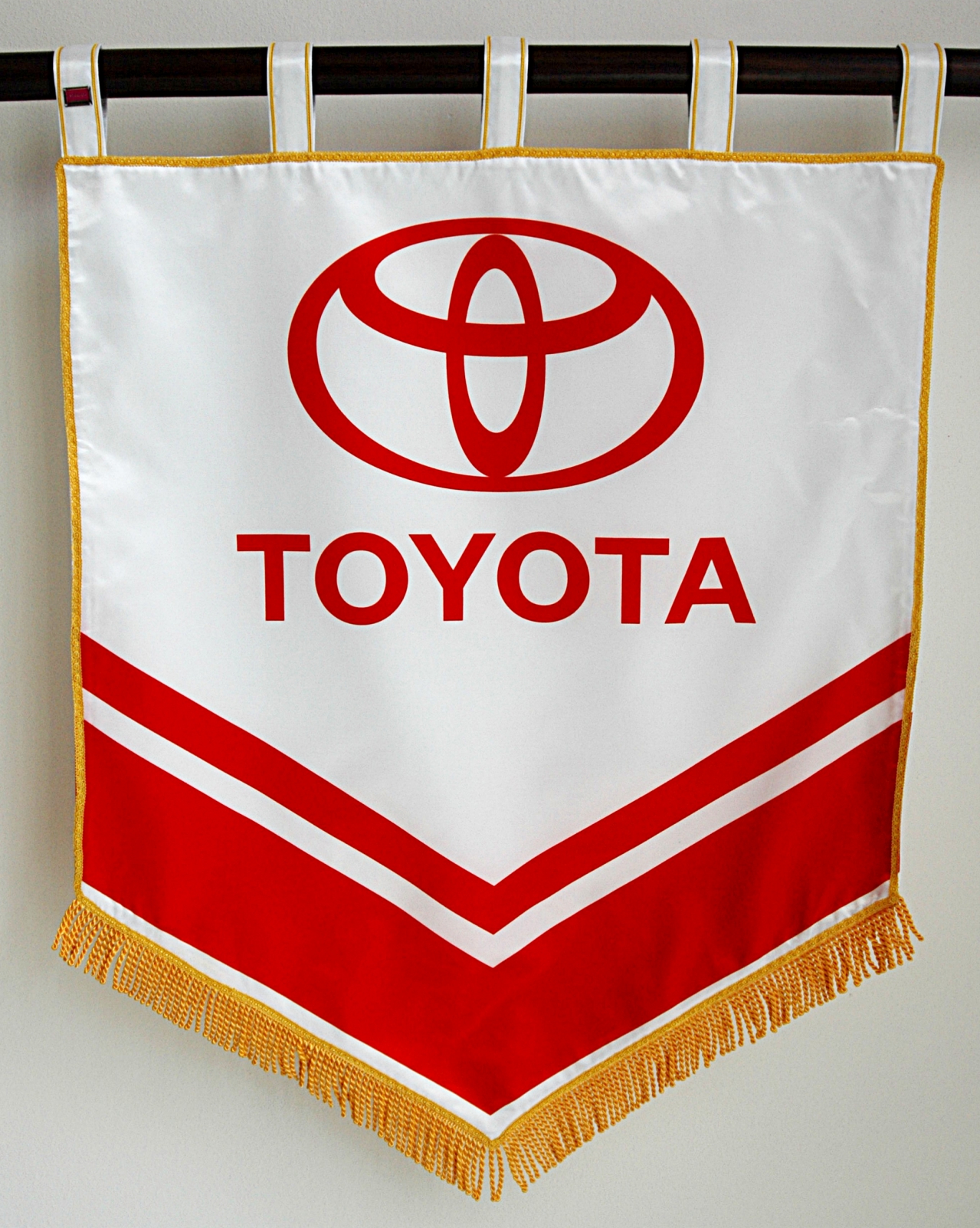 Printed satin flags and banners | Alerion